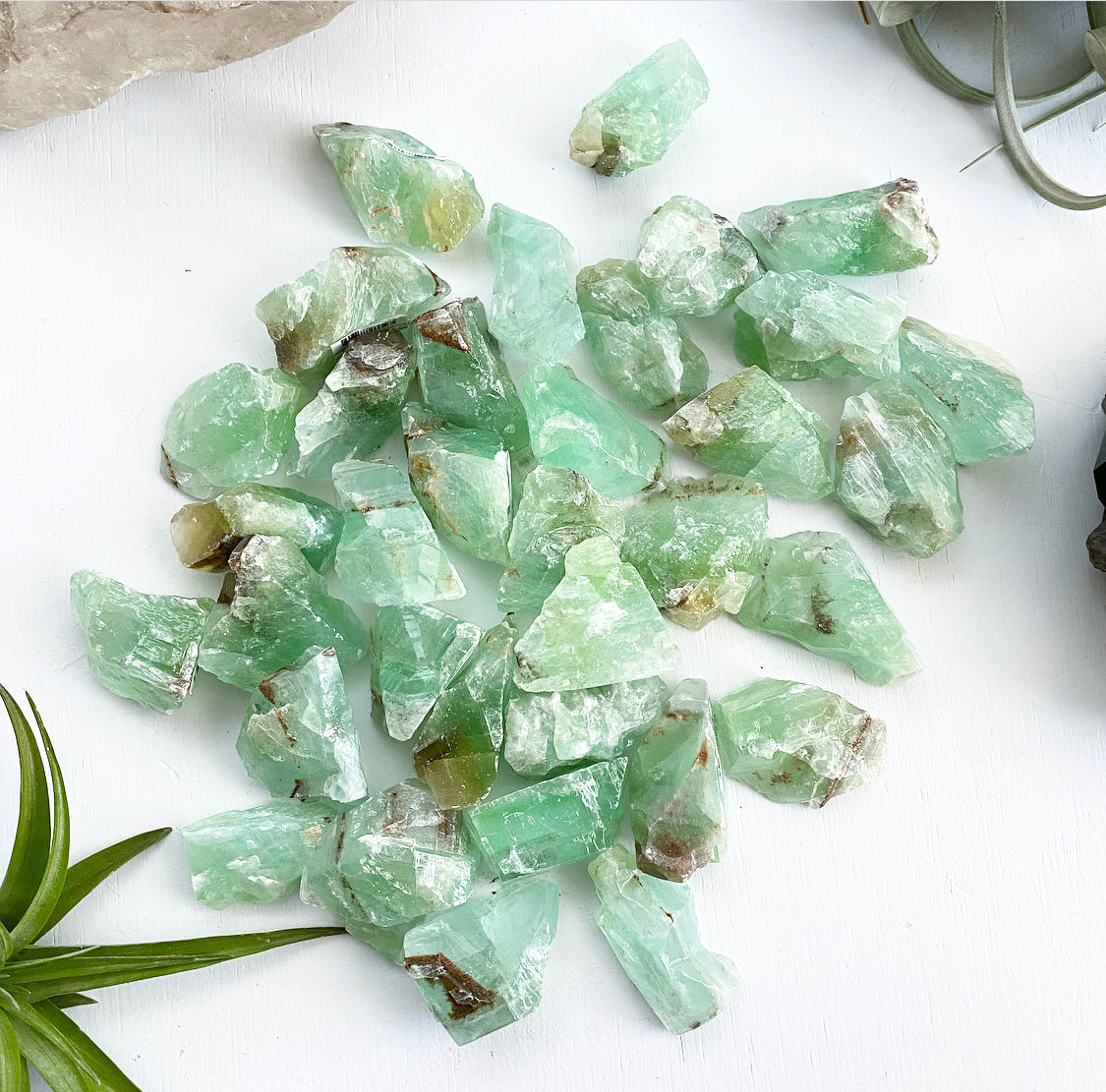 Green Calcite Properties – MeadowsCrystals