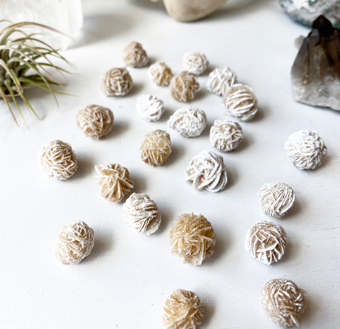 How to Turn the Negative into Positive with Crystals – MeadowsCrystals